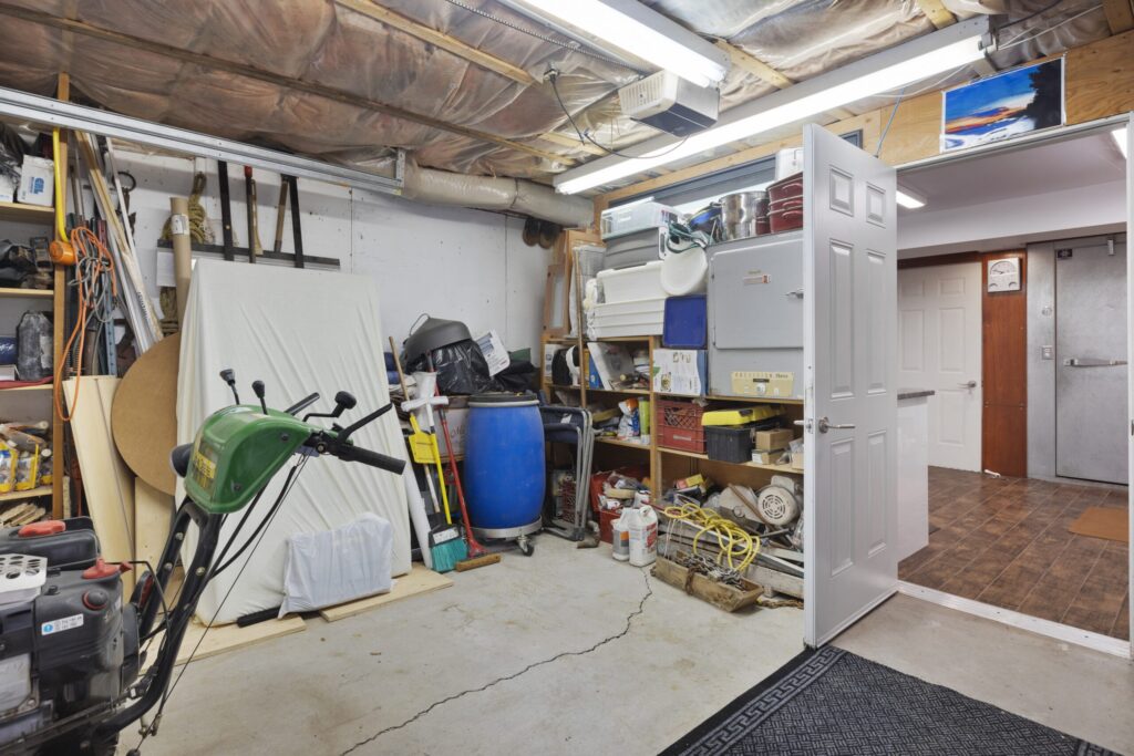 5 Storage Tips To Declutter Your Chaotic Garage - Deluxe Doors Systems